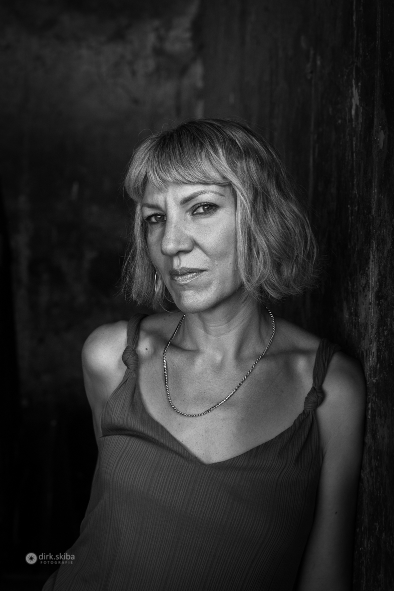 Guest Post: Hannah Lowe: Reflections on The Neighbourhood, with poem ...